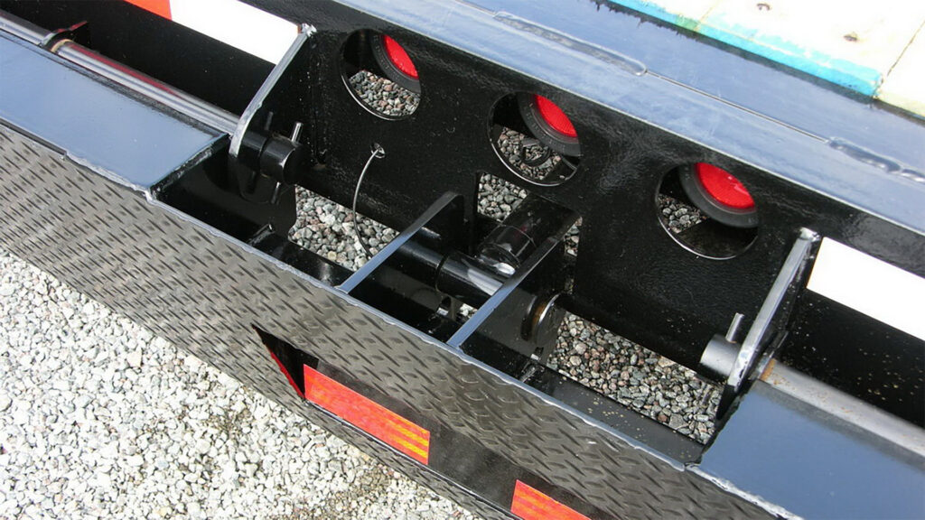 TOWMASTER T-40T Deck Over Tilt Trailer - McCann Industries